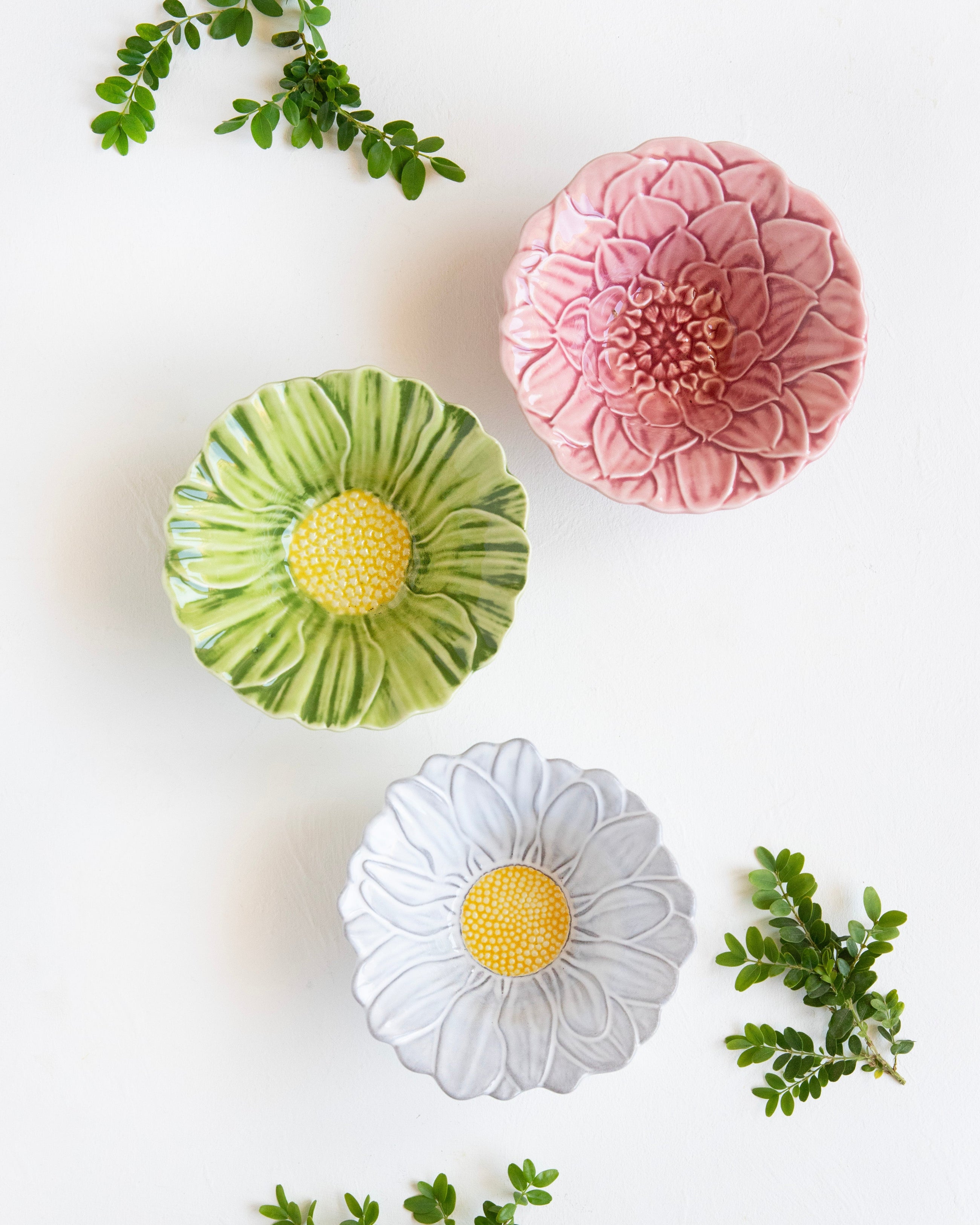 Set of 3 Maria Flor Bowls by Bordallo Pinheiro | Colour on your table